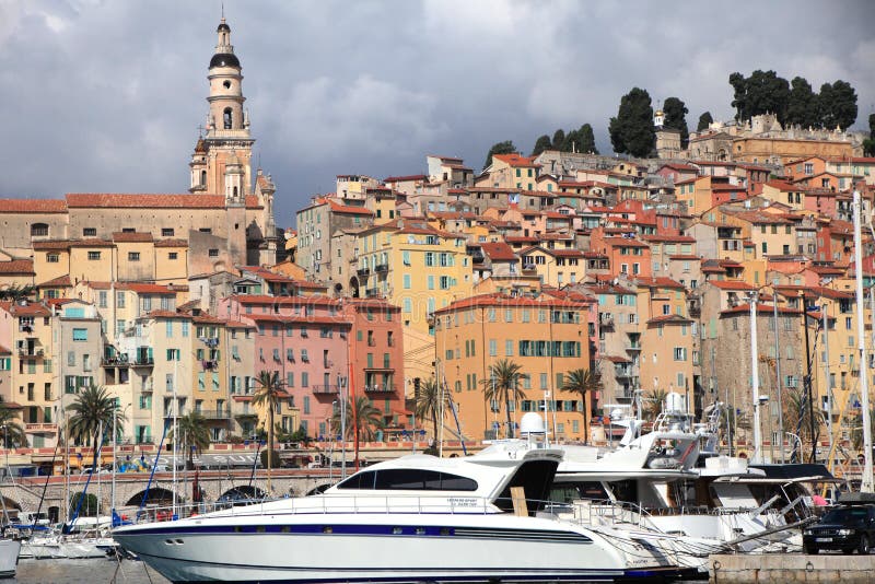 Frankreich, Menton-Stadt redaktionelles foto. Bild von ansicht - 119560541