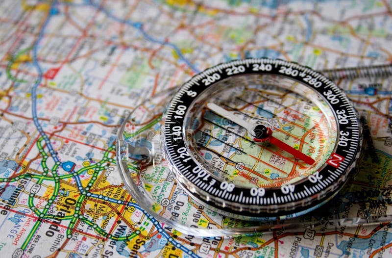 Kaart met Kompas stock afbeelding. Image of westen, vond - 5398351