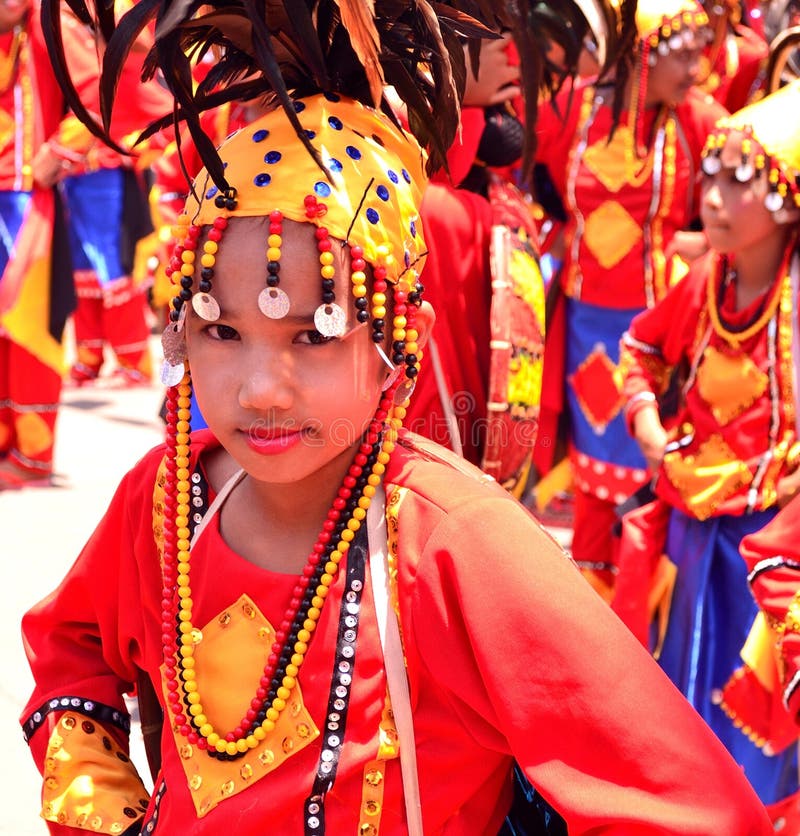 Kadayawan Festival, Davao-Stadt Redaktionelles Stockfoto - Bild von ...