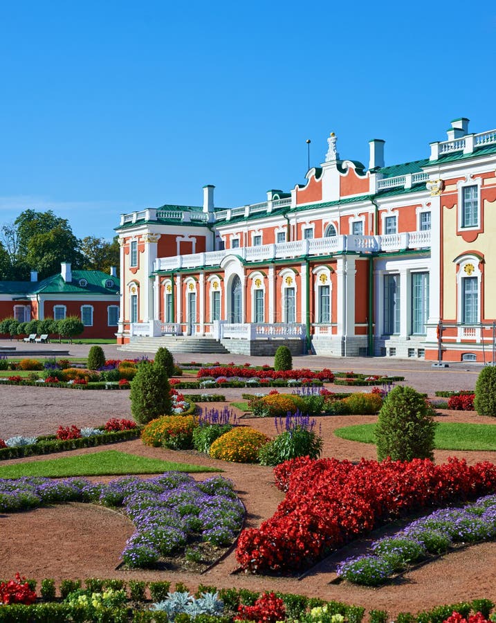 Kadriorg Palace In Tallinn, Outdoor Shot Stock Image - Image of mansion ...