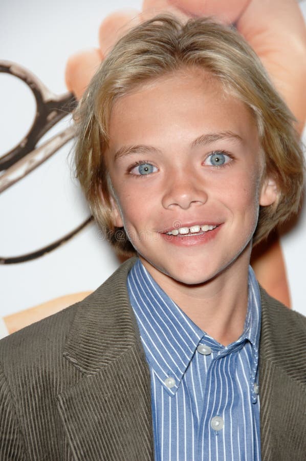 Kaeding的插孔 编辑类库存图片. 图片 包括有 世界, 安赫莱斯, 史密斯, 剪刀, 运行, 保罗 - 25007774