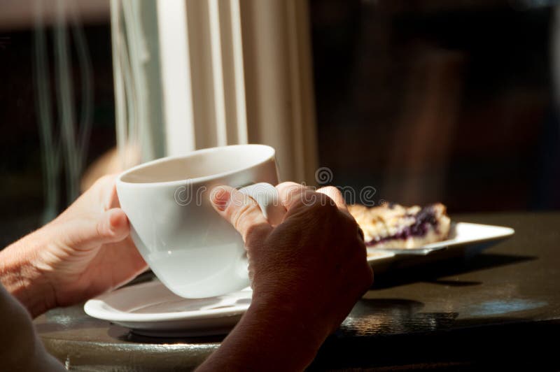 Kaffee-u. Nachtisch-Kaffee-PAUSE Stockfoto - Bild von frühstück, gabel ...