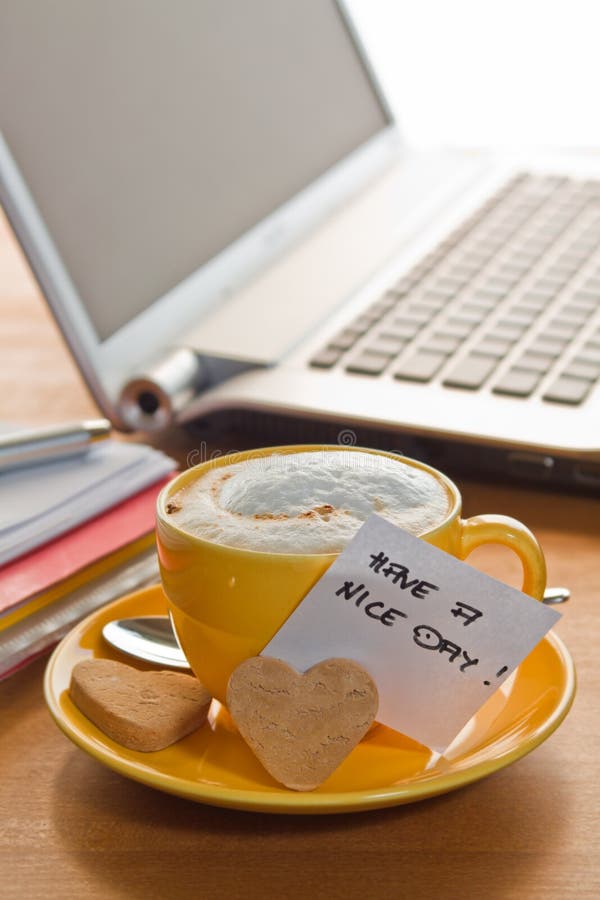 Kaffeepause stockbild. Bild von koffein, gebäck, ausgedrückt - 18217527