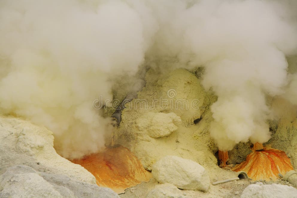 Kahah Ijen overlook stock photo. Image of emerald, miner - 39787028