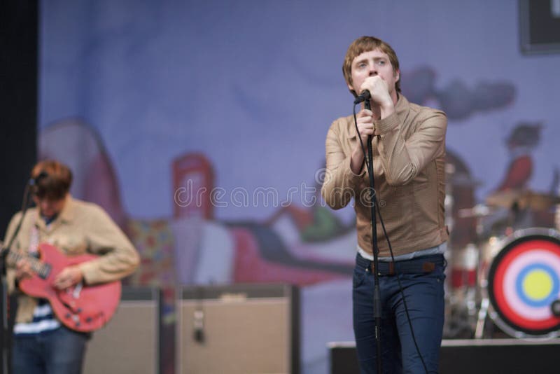 Kaiser Chiefs editorial photography. Image of person - 20611817