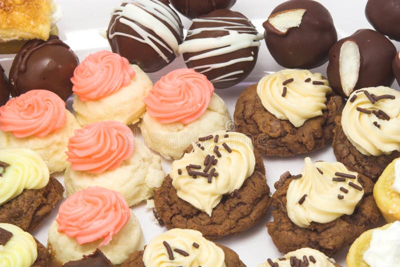 Kakor och godis 2 arkivfoto. Bild av kakor, gjort, frostande - 1630712