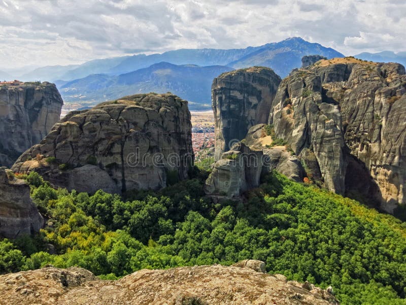 Kalambaka Greece stock image. Image of sunrise, meteora - 34329681