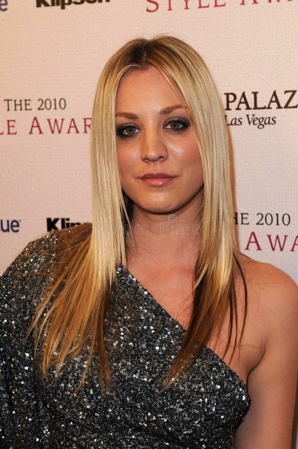 Kaley Cuoco editorial stock image. Image of style, westwood - 26356629