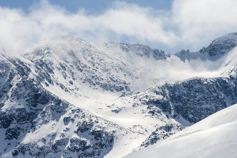 Kalter Und Starker Wind Im Rila Berg. Stockfoto - Bild von extrem, nave ...
