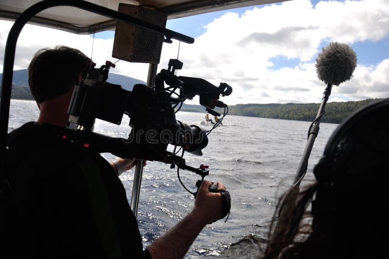 Kameramann bei der Arbeit stockfoto. Bild von filme, kameras - 28687036