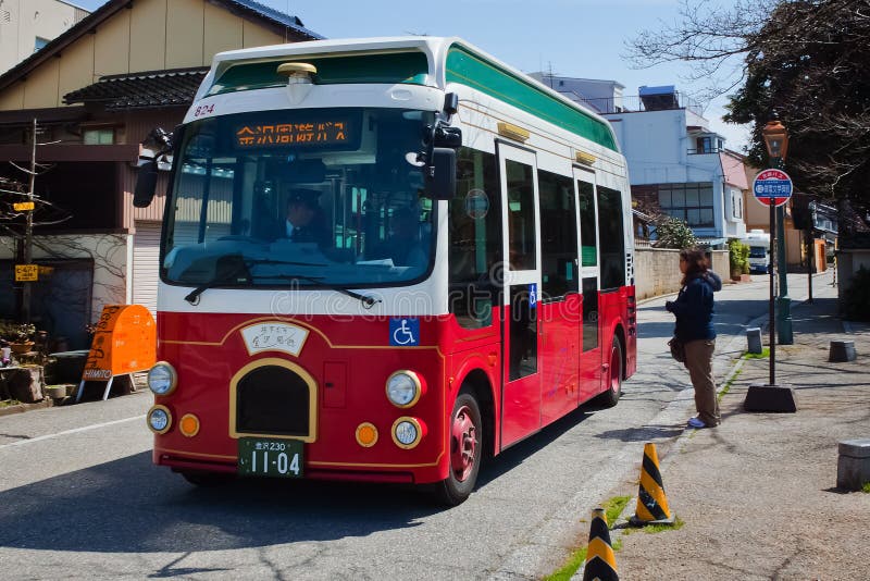 Kanazawa Loop Bus editorial photography. Image of vintage - 27571607