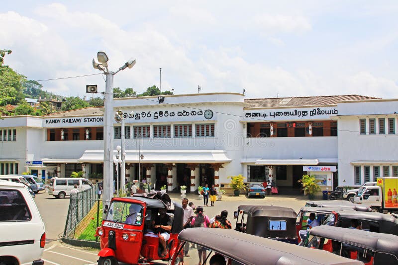 Train At Kandy Station, Sri Lanka Editorial Stock Photo - Image of ...