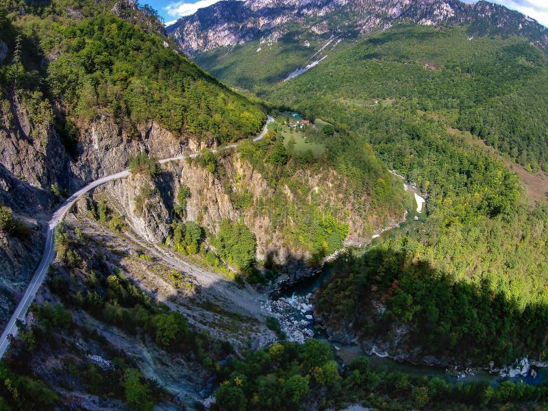Kanjon Moraca I Montenegro, Europa Fotografering för Bildbyråer - Bild ...