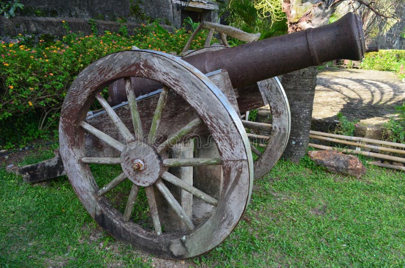 21,726 Artilleri Kanon Vapen Stock Photos - Free & Royalty-Free Stock ...