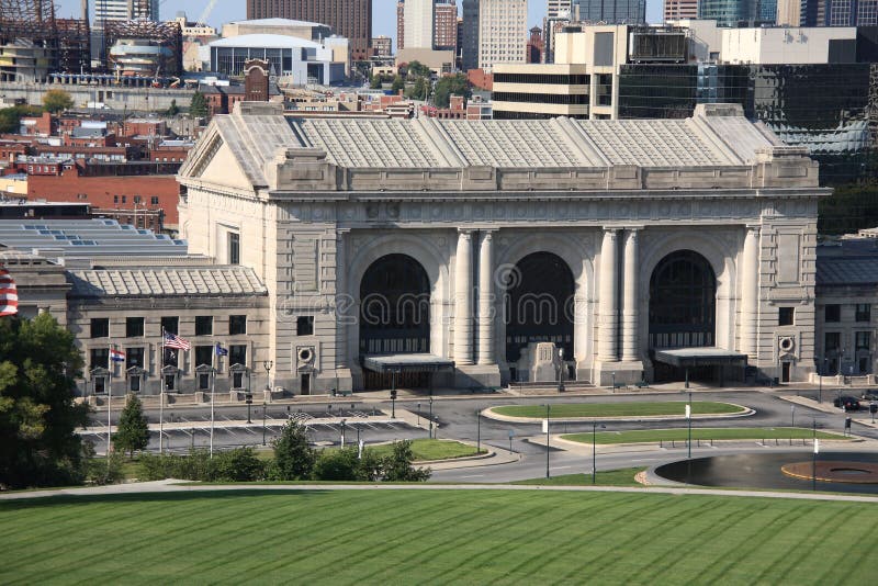 Union Station Front Downtown Kansas Stock Image - Image of blue, union ...