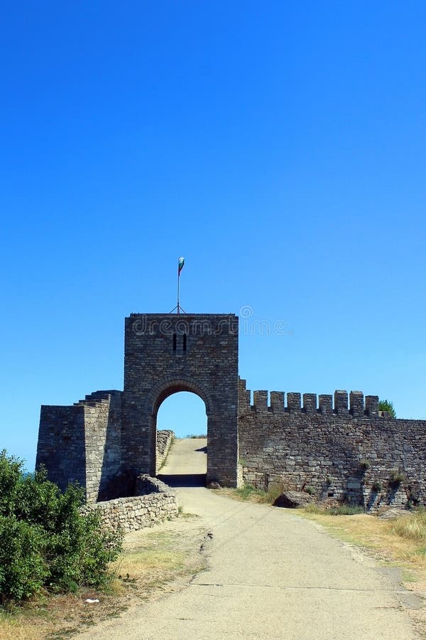 Kap Kaliakra, Das Tor Zur Festung Stockfoto - Bild von europa, umhang ...