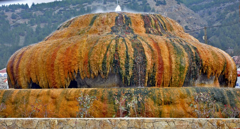 Karahayit-Travertine stockbild. Bild von anordnungen - 94530435