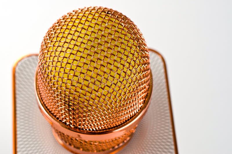 Karaoke Microphone with Built-in Speaker Beautiful New Gently Pink ...