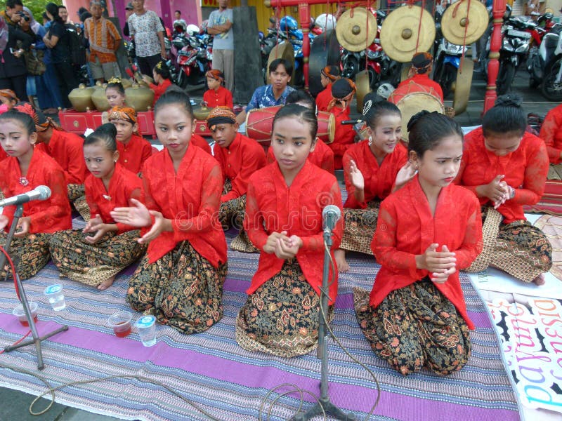 Karawitan editorial image. Image of java, central, indonesia - 32299015