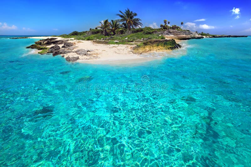 Navagio-Strand Mit Schiffbruch Gegen Sonnenuntergang Auf Zakynthos ...