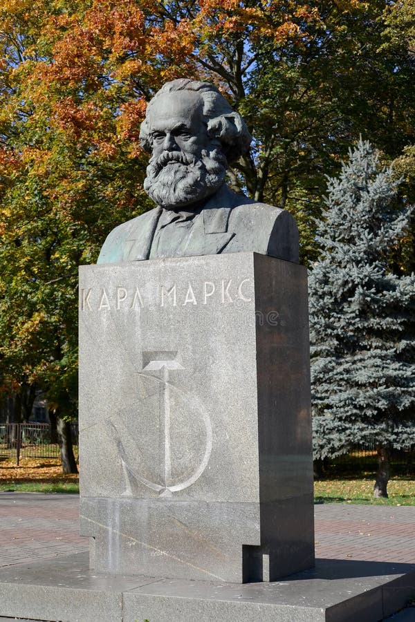 Karl Marx Bust Stone Statue in Europe Stock Photo - Image of marx ...