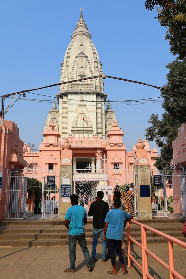 Kashi Vishwanath Temple editorial stock image. Image of ganga - 275375389