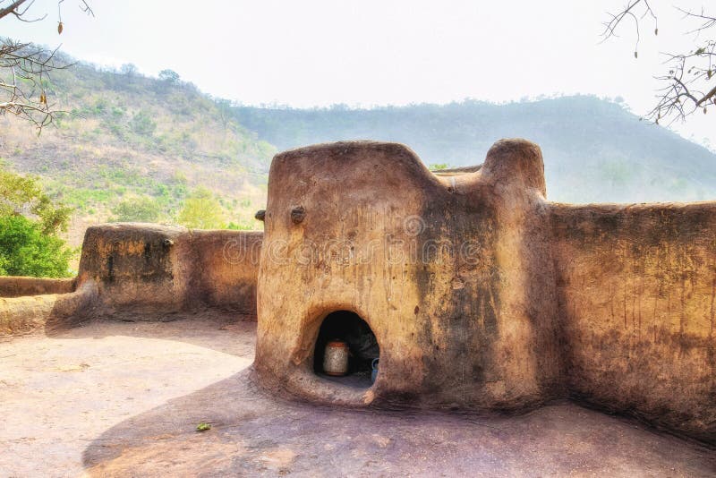 Kassena by, Ghana fotografering för bildbyråer. Bild av unge - 125215263