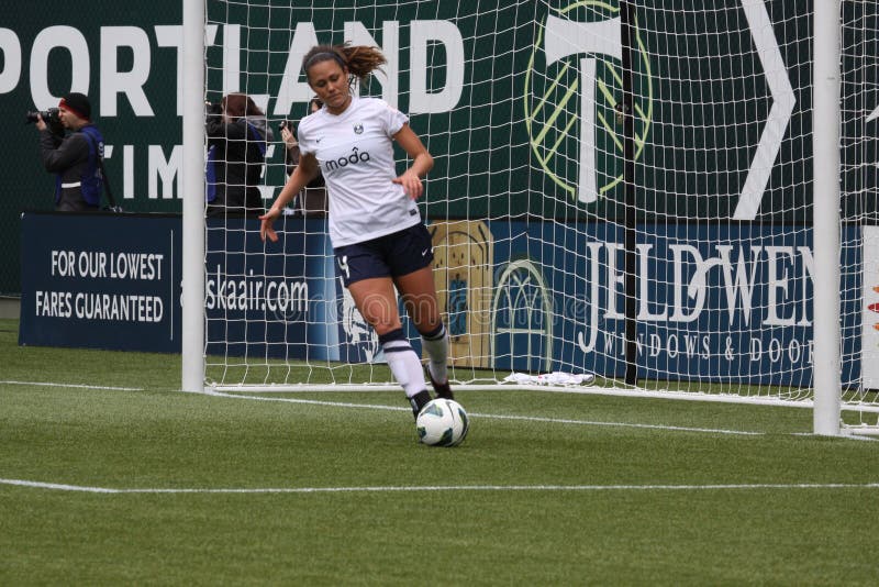 Kate Deines editorial photo. Image of april, deines, womans - 30556481