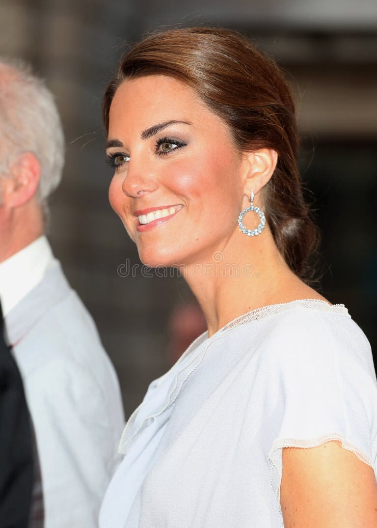 598 Kate Middleton Smoking Stock Photos - Free & Royalty-Free Stock ...