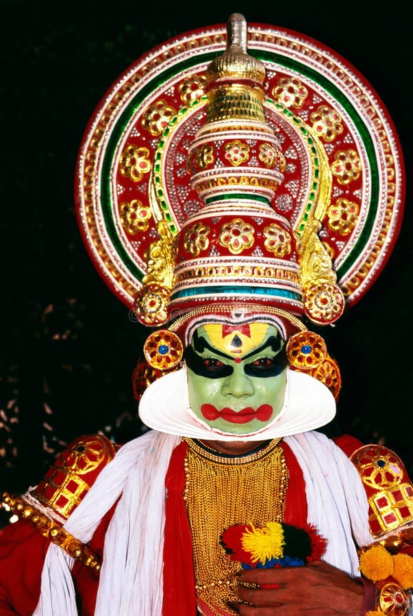Kathakali Dancer, Cochin, Kerala, India Editorial Image - Image of ...