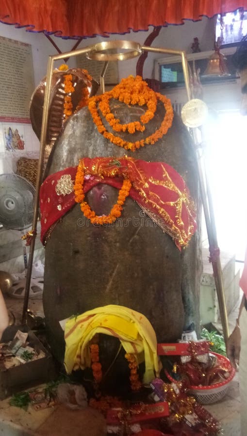 Kathgarh Shivling editorial image. Image of shivling - 119925515