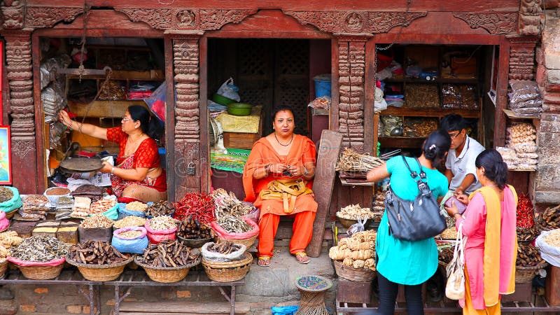 KATHMANDU, NEPAL - JUNE 2013: Everyday Scene at Durbar Square Editorial ...