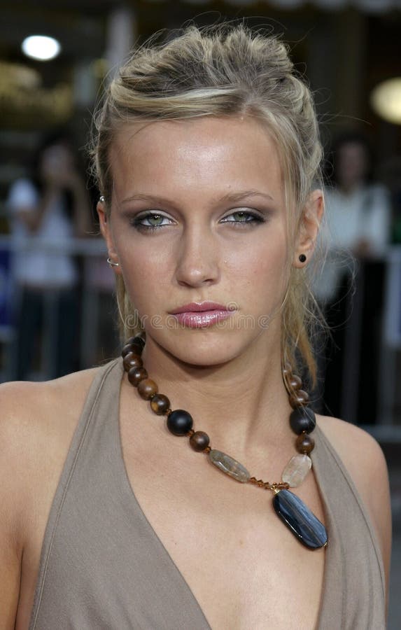 Katie Cassidy Fotografia Editorial Imagem De Elegante 79385117