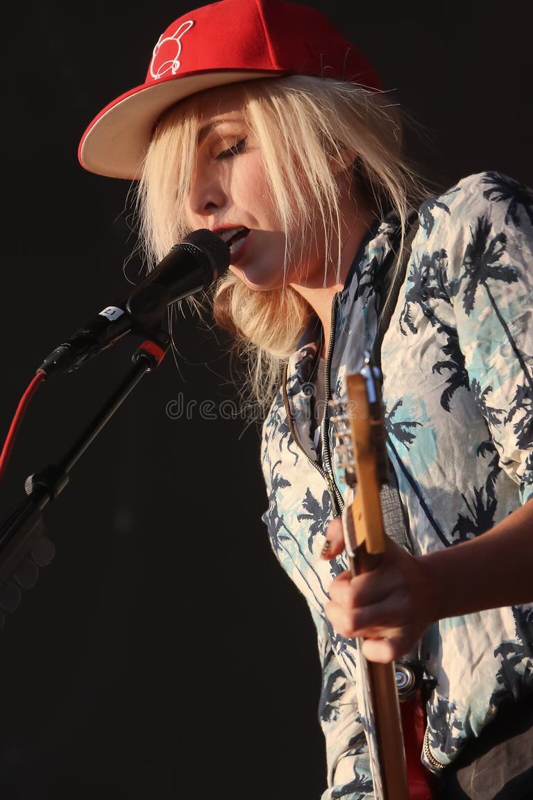 150 Setsettu Tings Stock Photos - Free & Royalty-Free Stock Photos from ...