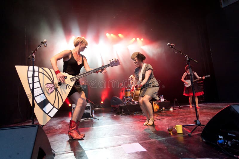 Katzenjammer - Solveig Heilo Editorial Image - Image of live, music ...