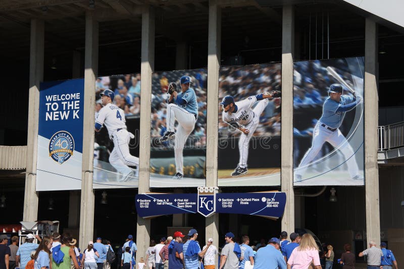 Kauffman Stadium Scoreboard - Kansas City Royals Editorial Photography ...