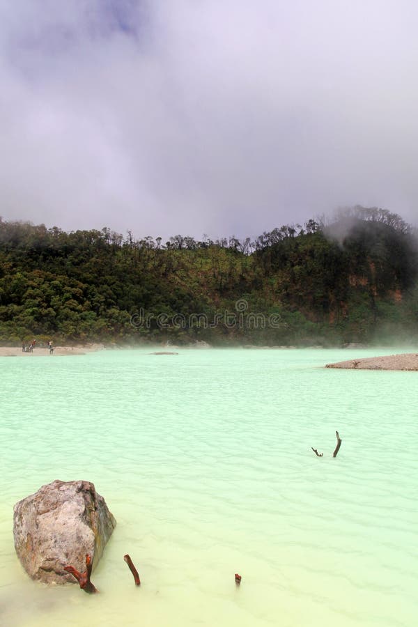 KAWAH PUTIH - BANDUNG, JAVA IN INDONESIA Immagine Stock - Immagine di ...