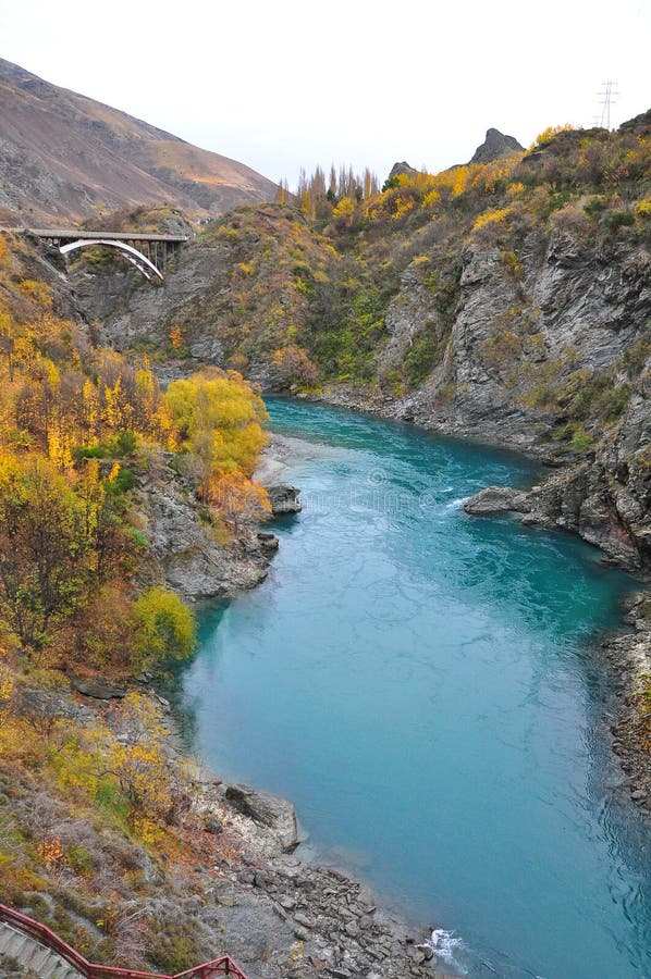 Kawarau River Near Queenstown in New Zealand Stock Image - Image of ...