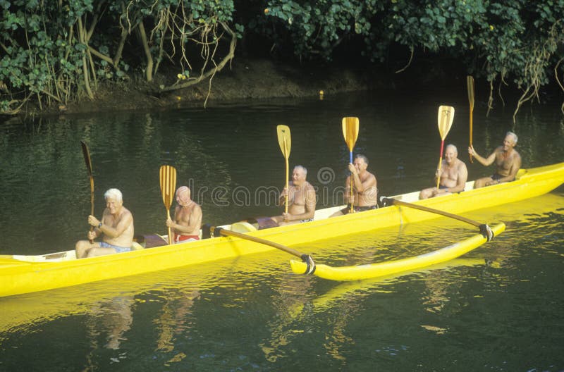 Kayak editorial image. Image of kauai, oars, circle, color - 26902450