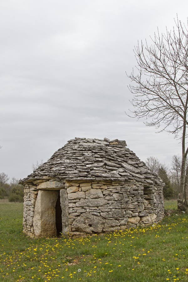 Kazun en Istria foto de archivo. Imagen de piedra, piedras - 72646540
