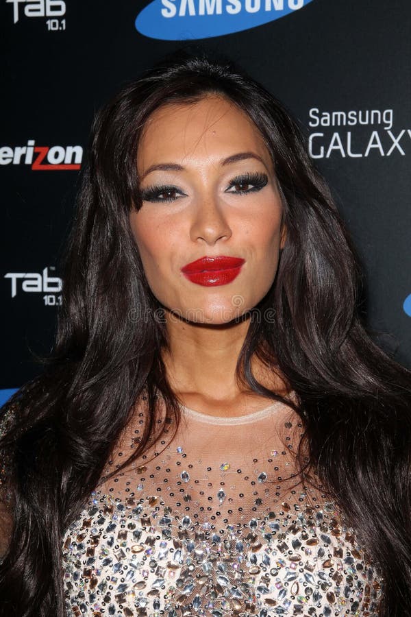 Kea Ho editorial photo. Image of samsung, galaxy, 080211 - 30726256