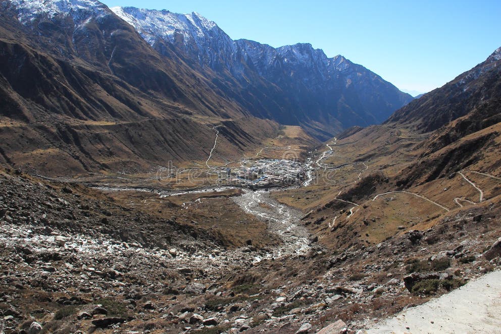 Kedarnath Temple Top View . Stock Image - Image of trail, india: 27552501