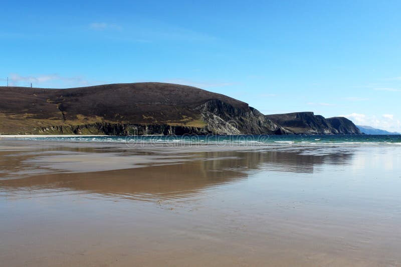 Keel Beach, Achill Island stock photo. Image of mirror - 40523532