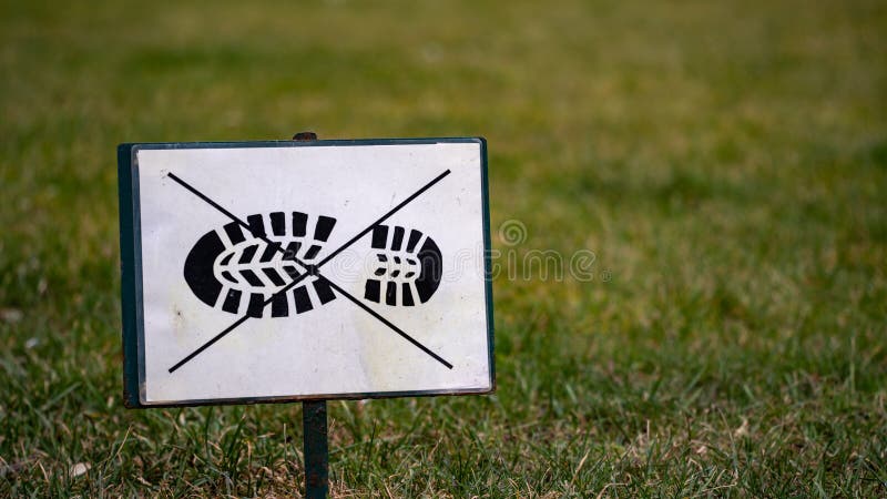 Keep off the grass sign stock image. Image of yellow - 278288931