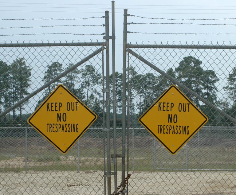 885 Keep Out Signs Stock Photos - Free & Royalty-Free Stock Photos from ...