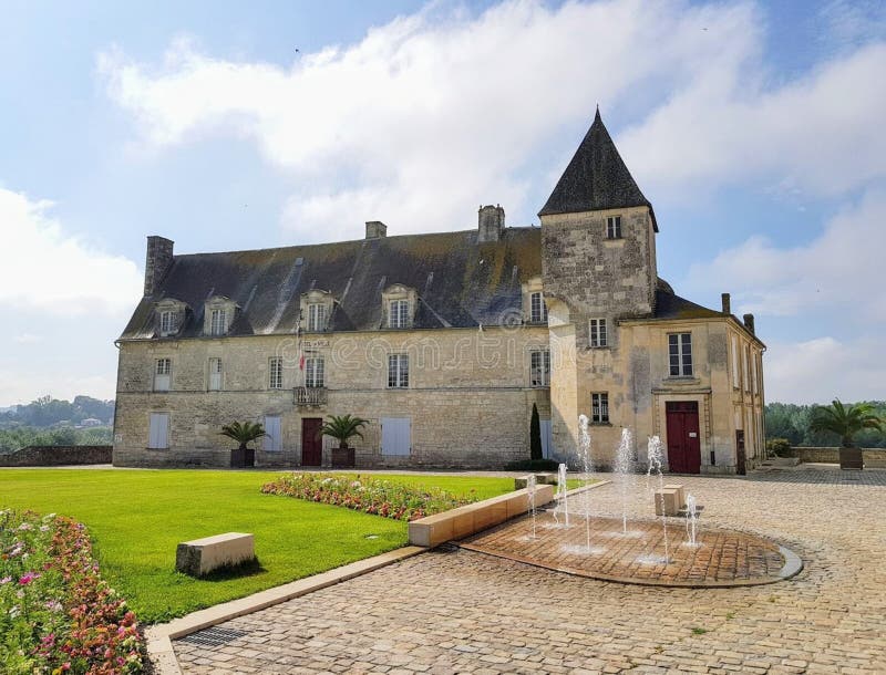 Keep of Pons (French: Donjon De Pons) Stock Photo - Image of fortress ...