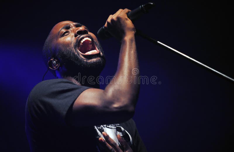 Kele Okereke editorial photography. Image of music, party - 25108297