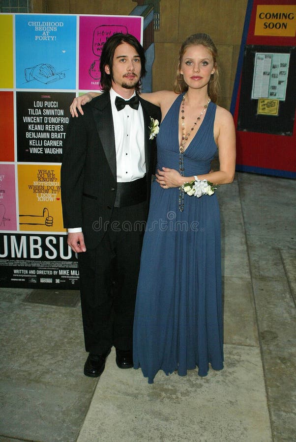 Kelli Speicher, Lou Pucci redaktionelles stockfoto. Bild von speicher ...