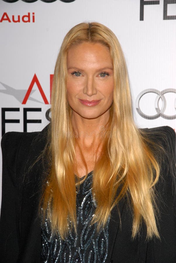 Kelly Lynch editorial photography. Image of chinese, kelly - 25585952