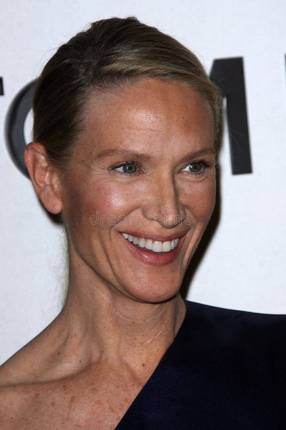 Kelly Lynch editorial photo. Image of beverly, lynch - 26355881